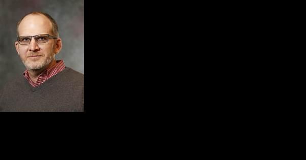 Faculty Spotlight: Zac Schultz '00 | Department of Chemistry and ...