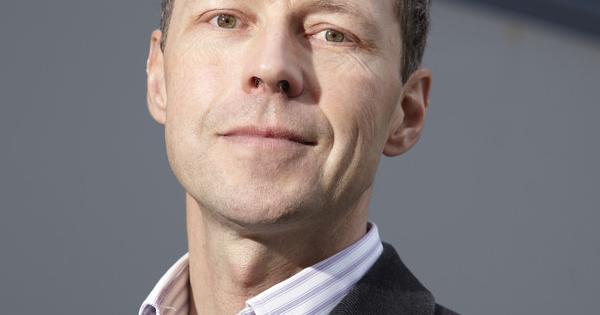 Dr. Colin Bain - Physical Seminar | Department of Chemistry and ...